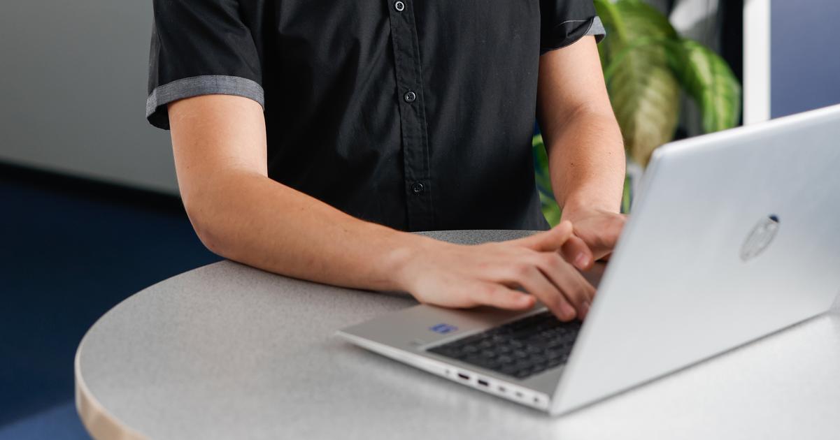 Effizientere Einarbeitung durch AI Service Bot | Cudos